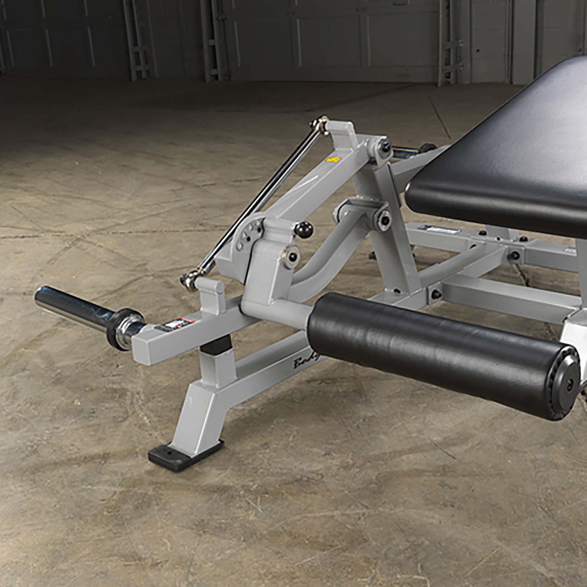 Body Solid Pro Clubline LVLC Leverage Leg Curl — Select Fitness