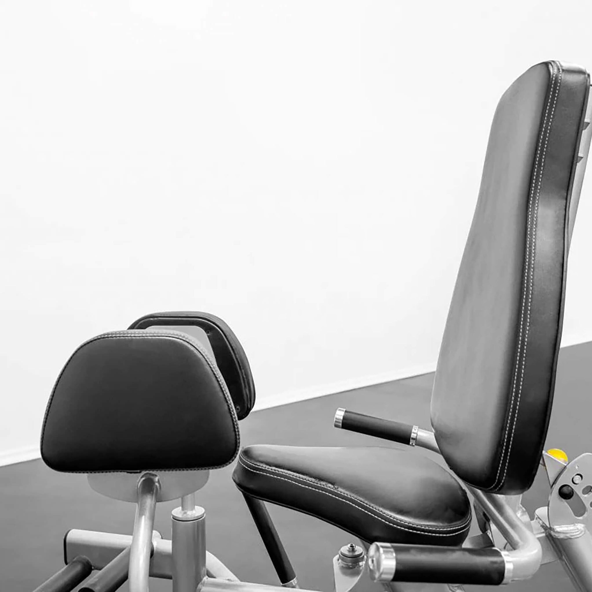 Bodykore Isolation Series Hip Adductor/Abductor GR632 — Select Fitness